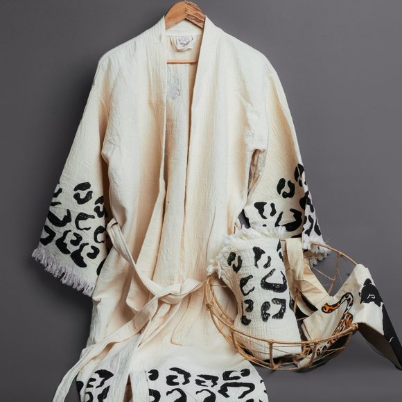 ICONIUM | Kaftans | Iconium Luxury Turkish Leopard Printed Muslin ...